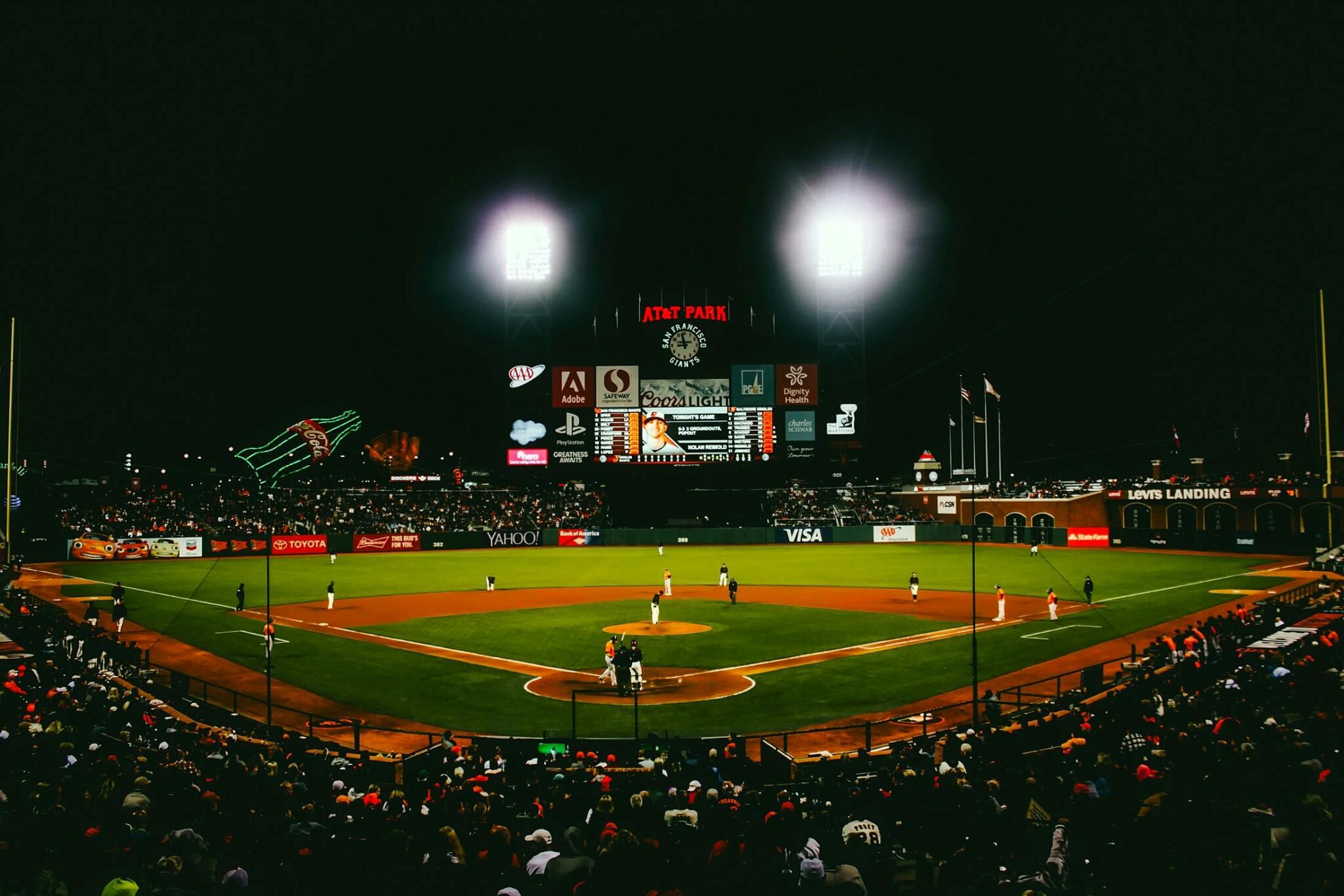 Stadium Scoreboards: Standard Scoreboard + Largest Size Ever